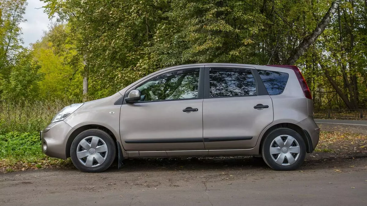 Nissan Note Mileage: Body, салон, электрик 25237_5