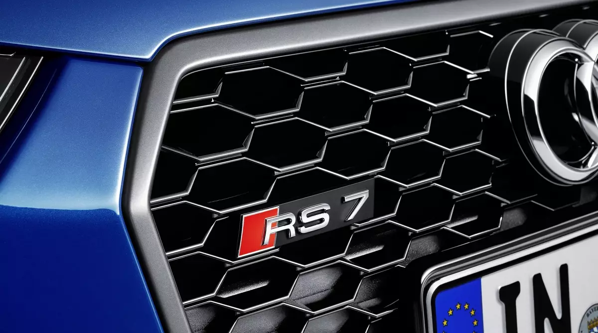 Audi prezentis la Super Potencan Version de Rs 6 Avant kaj Rs 7 Sportback 25294_3