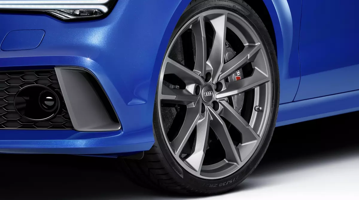 Audi prezentis la Super Potencan Version de Rs 6 Avant kaj Rs 7 Sportback 25294_4