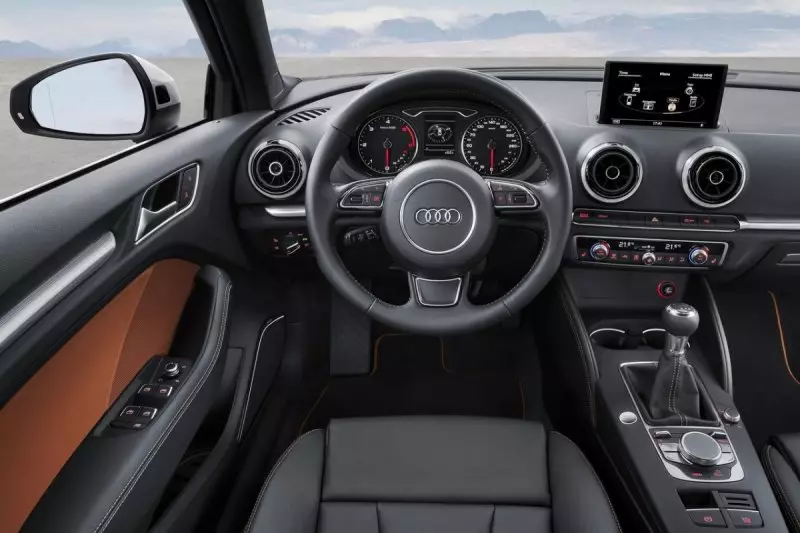 Audi A3 Sedan: Interior