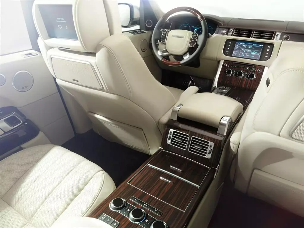 New Range Rover Interior Salon