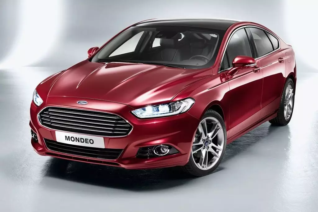 Ford Mondeo 2013.