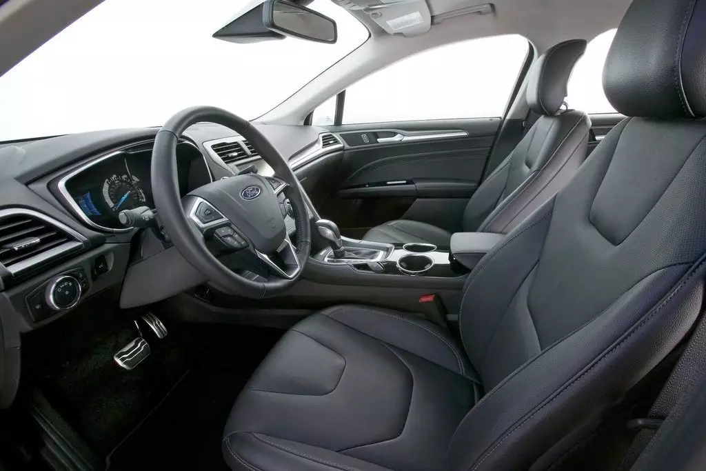 Interieur Ford Mondeo 2013