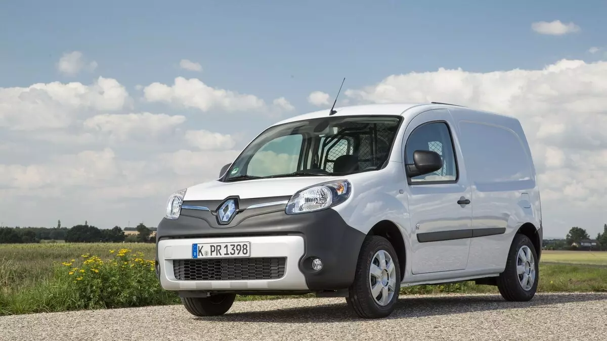 Renault pọ si iṣura ti ronu ina kekere kan 25412_2