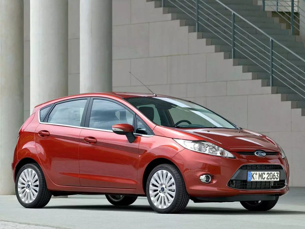 Ford Fiesta MK6: Pro e contro, ne vale la pena 25502_1