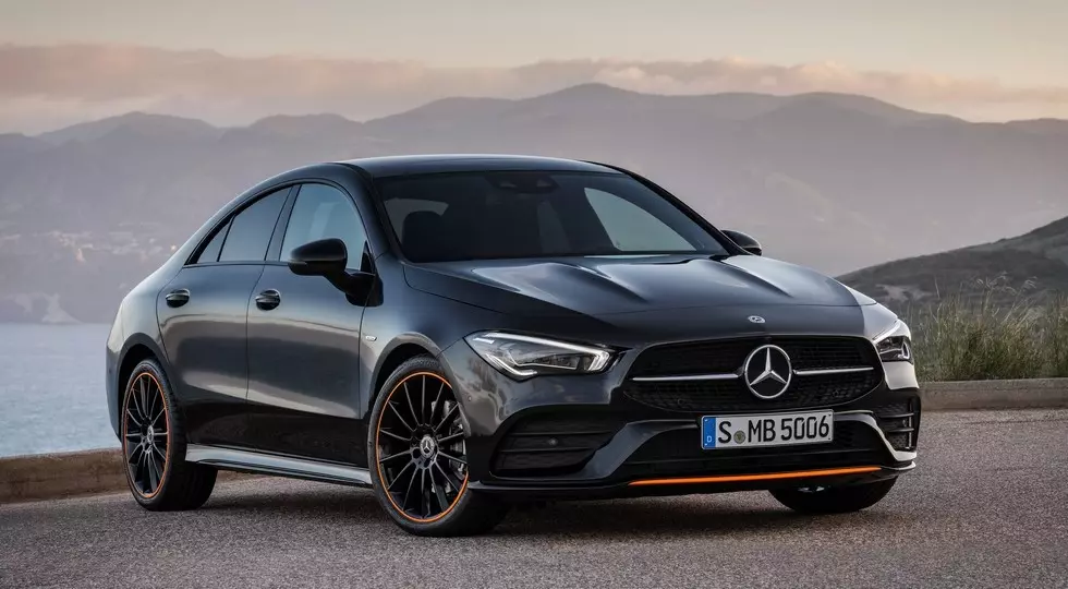 NEW MERCEDES-BENZ CLA: Förstå multimedia och endast multimimension 25522_6