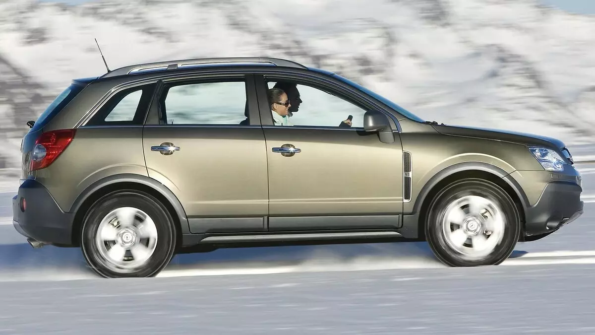 Opel Antara '2006-10