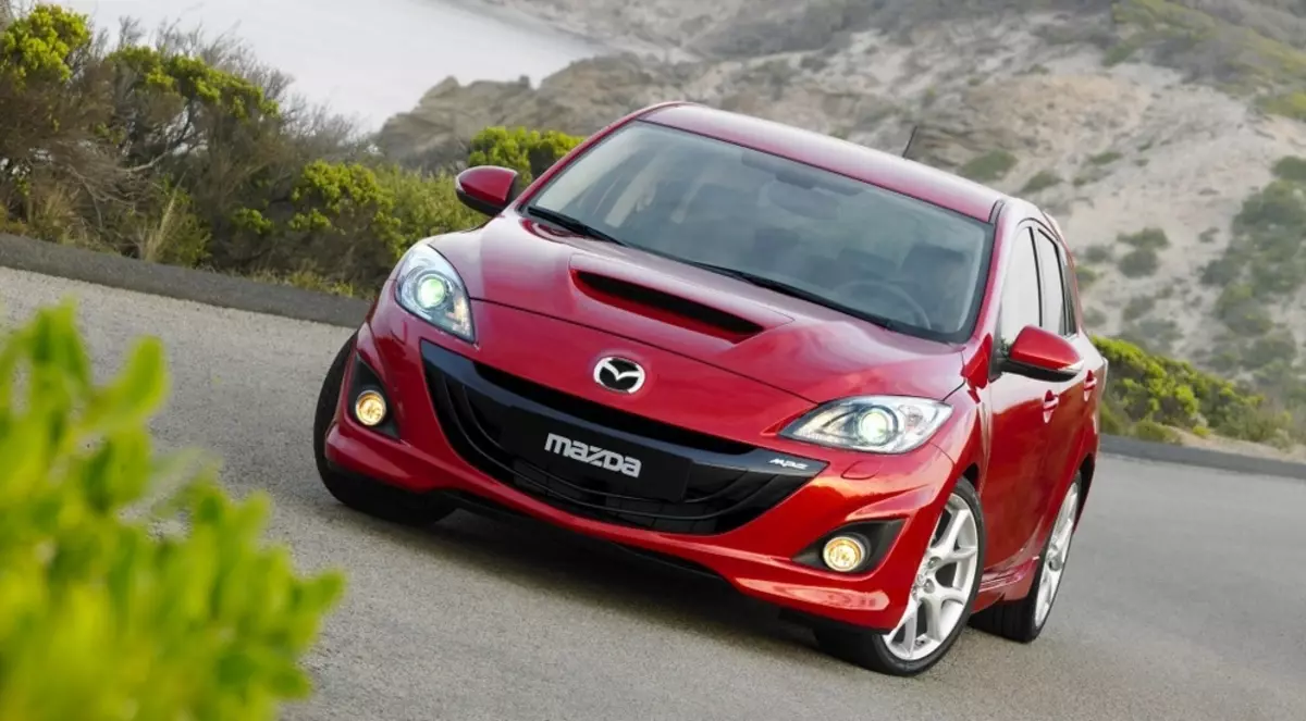 Test sürücüsü Mazda3 millət vəkilləri: 720 saat sürür 25644_9