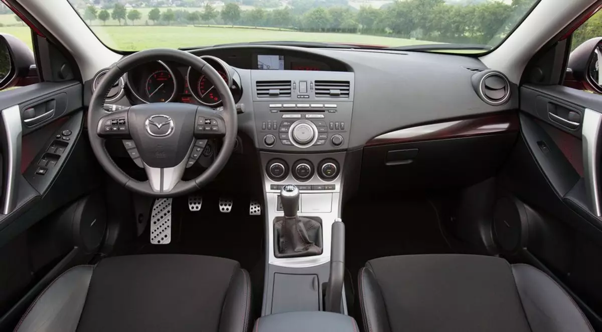 Test Drive Mazda3 MPS. 720 uur rijden: voor de hand liggend irrationeel 25645_4