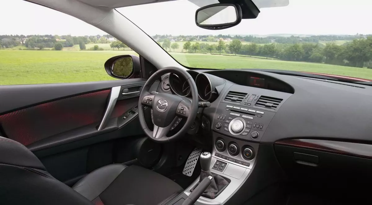 Test Drive Mazda3 MPS. 720 uur rijden: voor de hand liggend irrationeel 25645_9