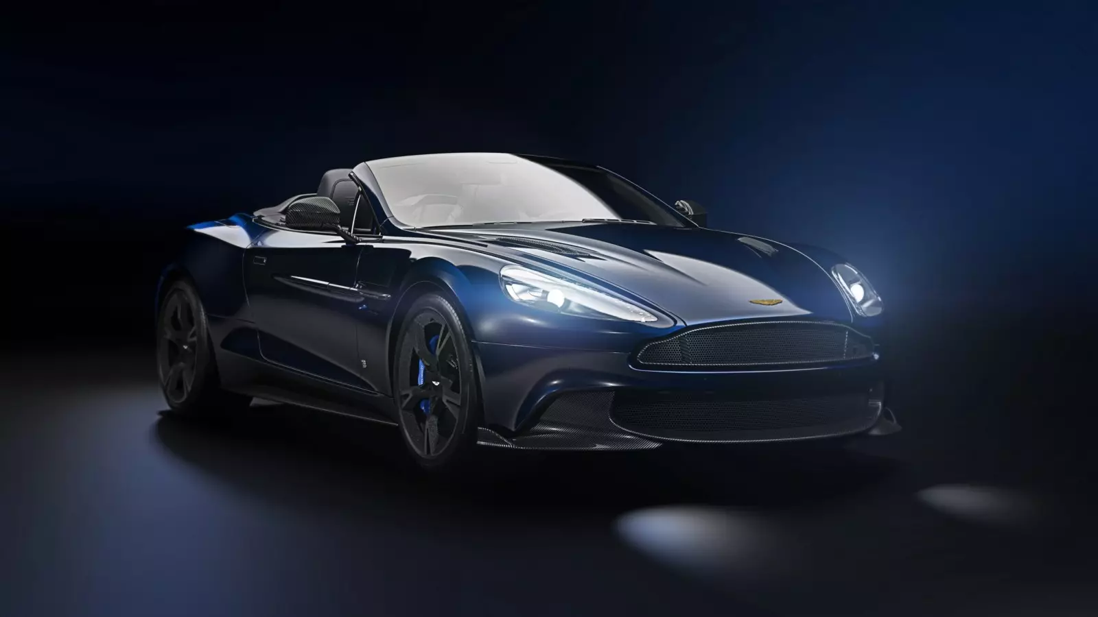 Aston Martinek Vanquish S Volant sartu zuen 25713_1