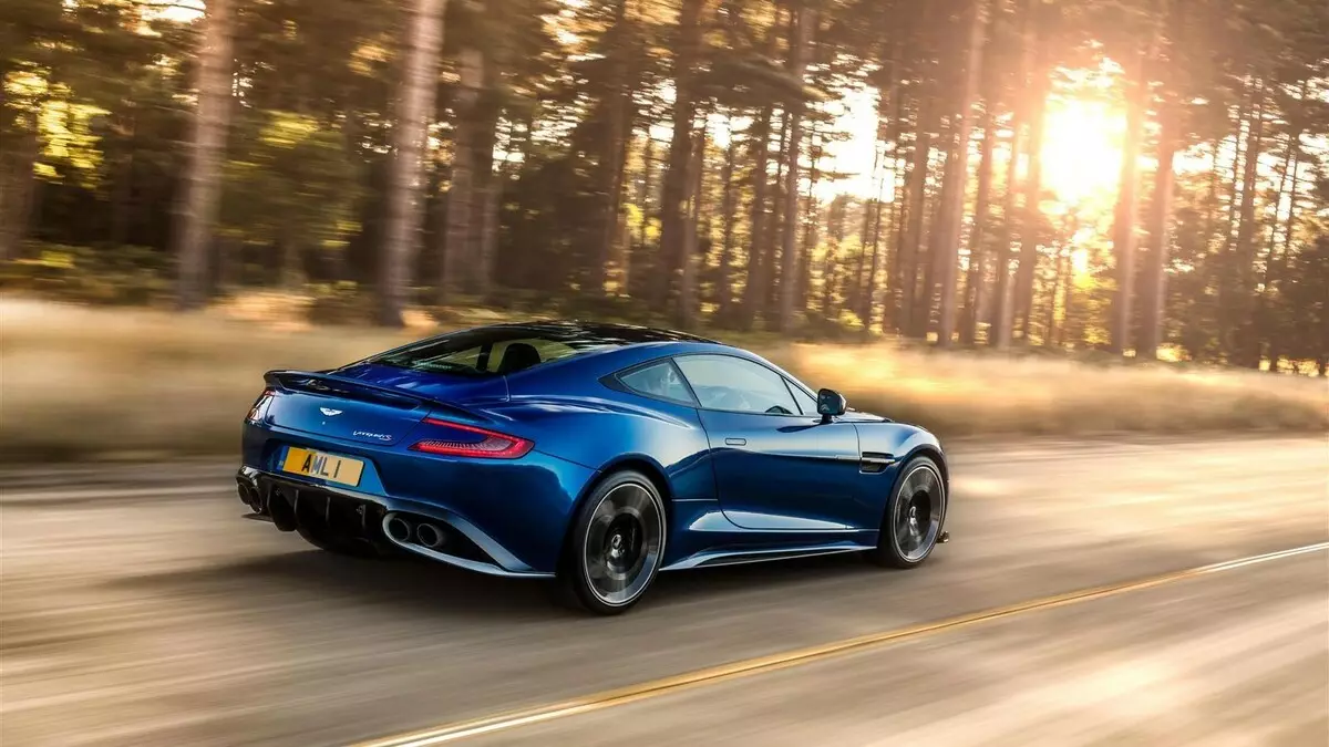 Aston Martin updated Vanquish 25718_12