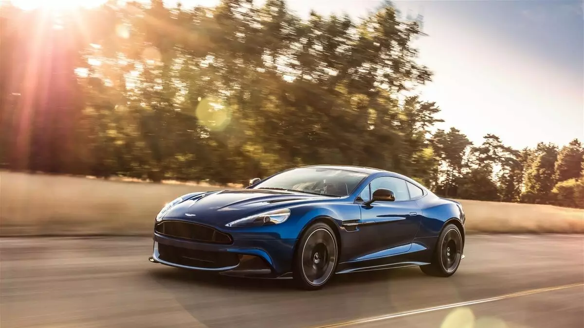 Aston Martin updated Vanquish 25718_2