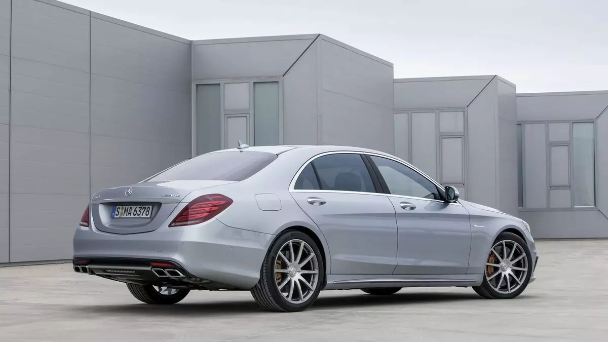 Ενημέρωση Mercedes-Amg S63 Sedan πήγε σε δοκιμές 25899_6