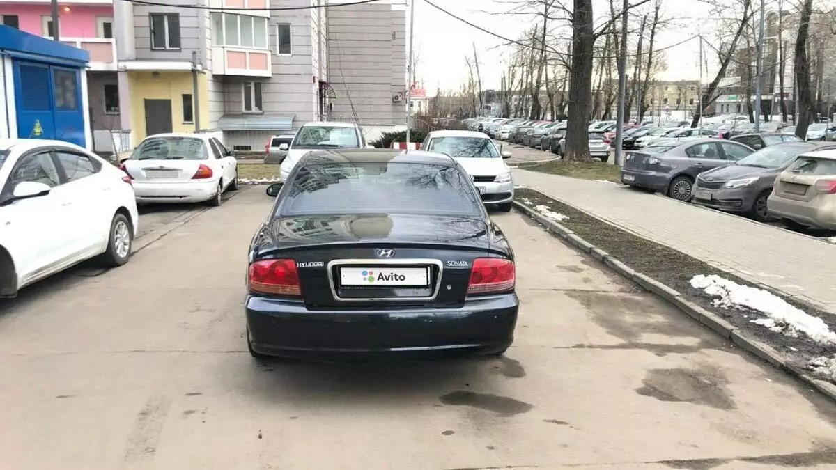 Hyundai Sonata-г 300 мянган рубль худалдаж авахад үнэтэй юу? 26025_12