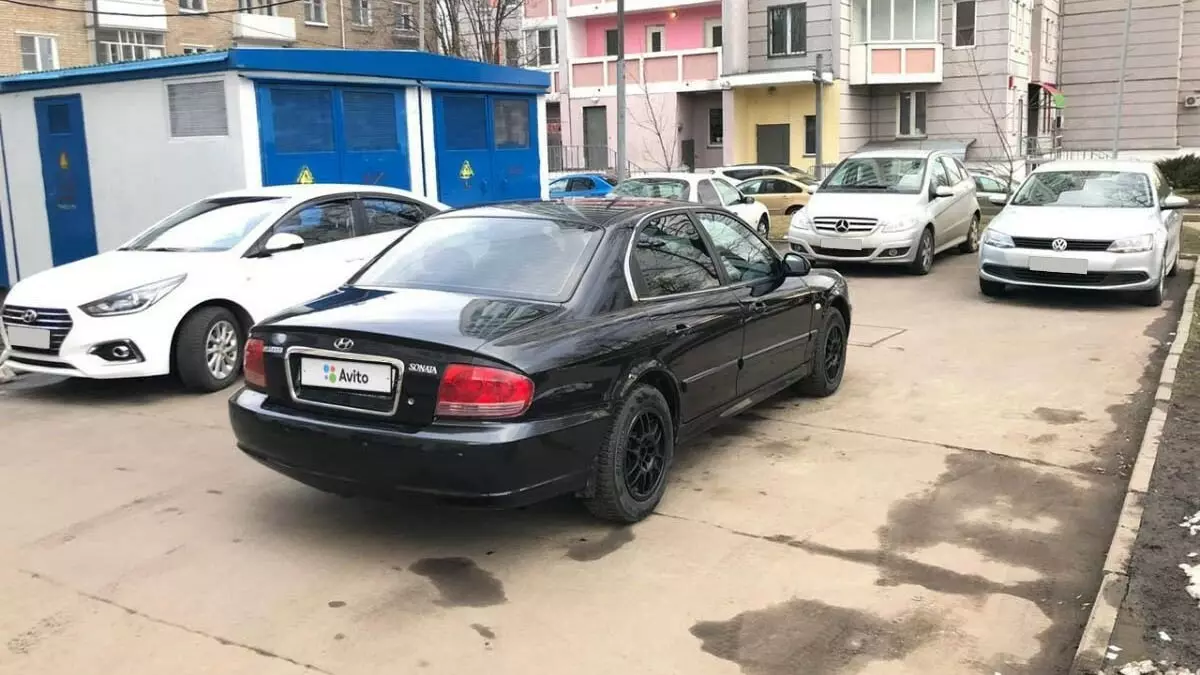 Hyundai Sonata-г 300 мянган рубль худалдаж авахад үнэтэй юу? 26025_13