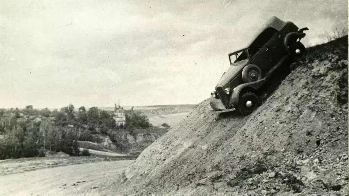 Soviet GAZ-61がオフロードアメリカンマルモンヘリリントンLD-2を獲得する方法 26083_7