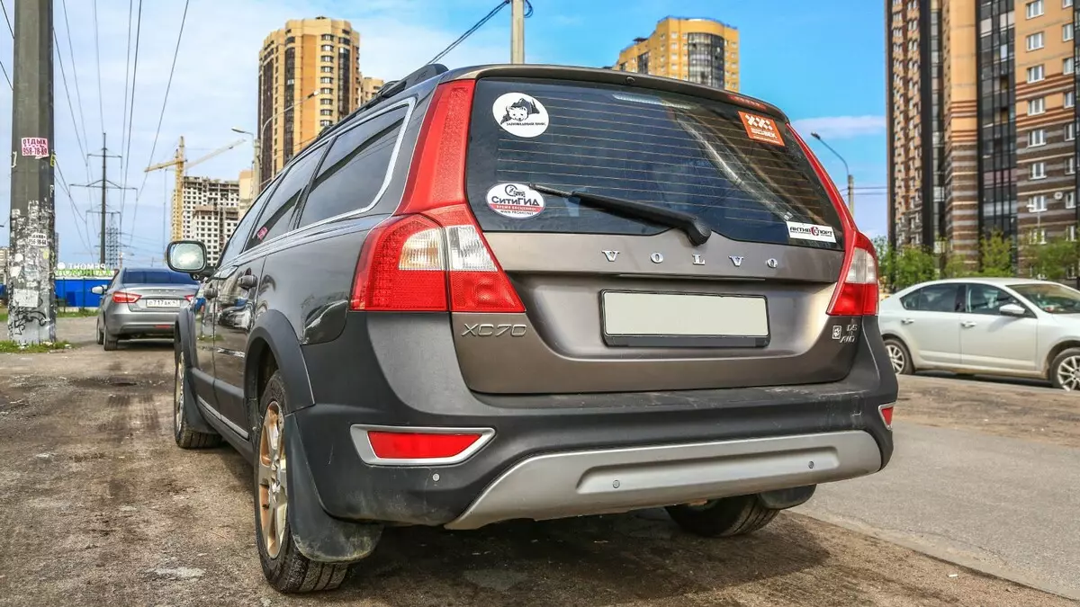 Volvo XC70 III bi Mileage: Elektrîkî ji Ford û sekinandina ku hûn dikarin hilînin 26091_14