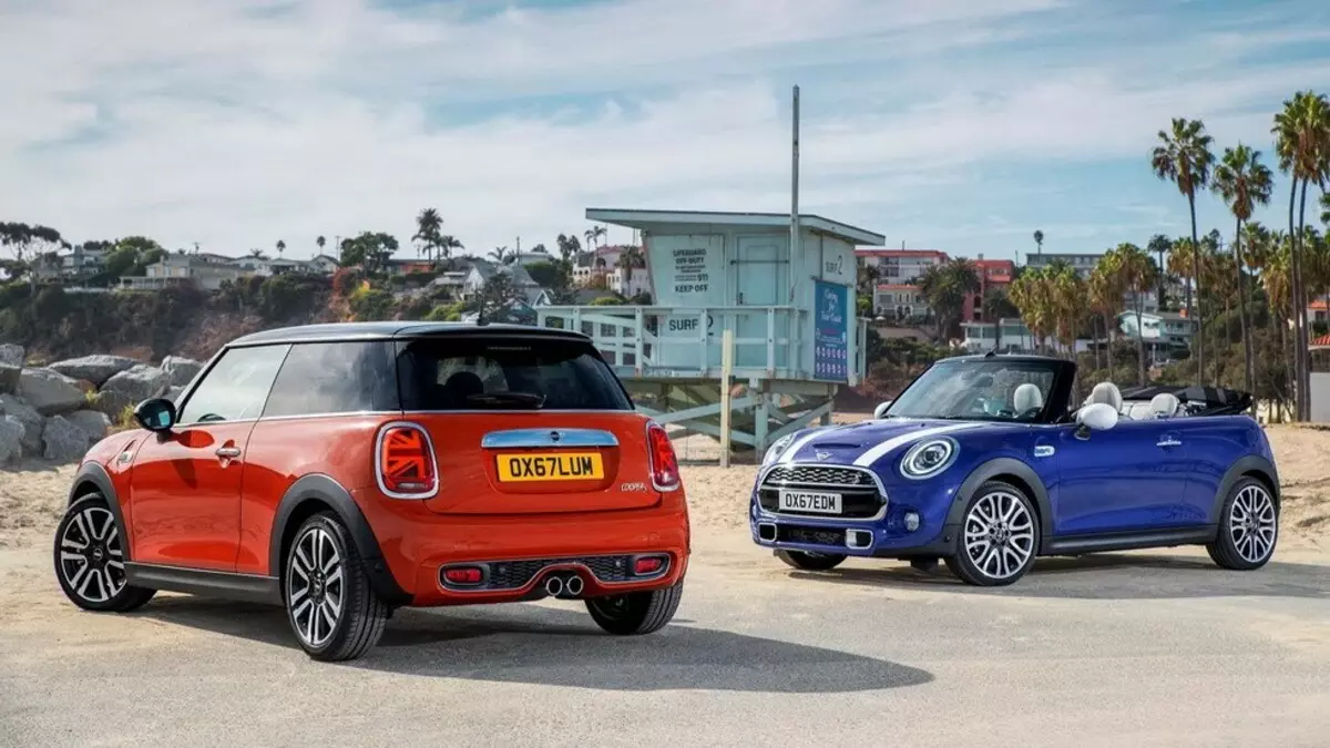 Hatchbacks atualizados e mini conversível são desclassificados antes da estréia em Detroit 26149_2