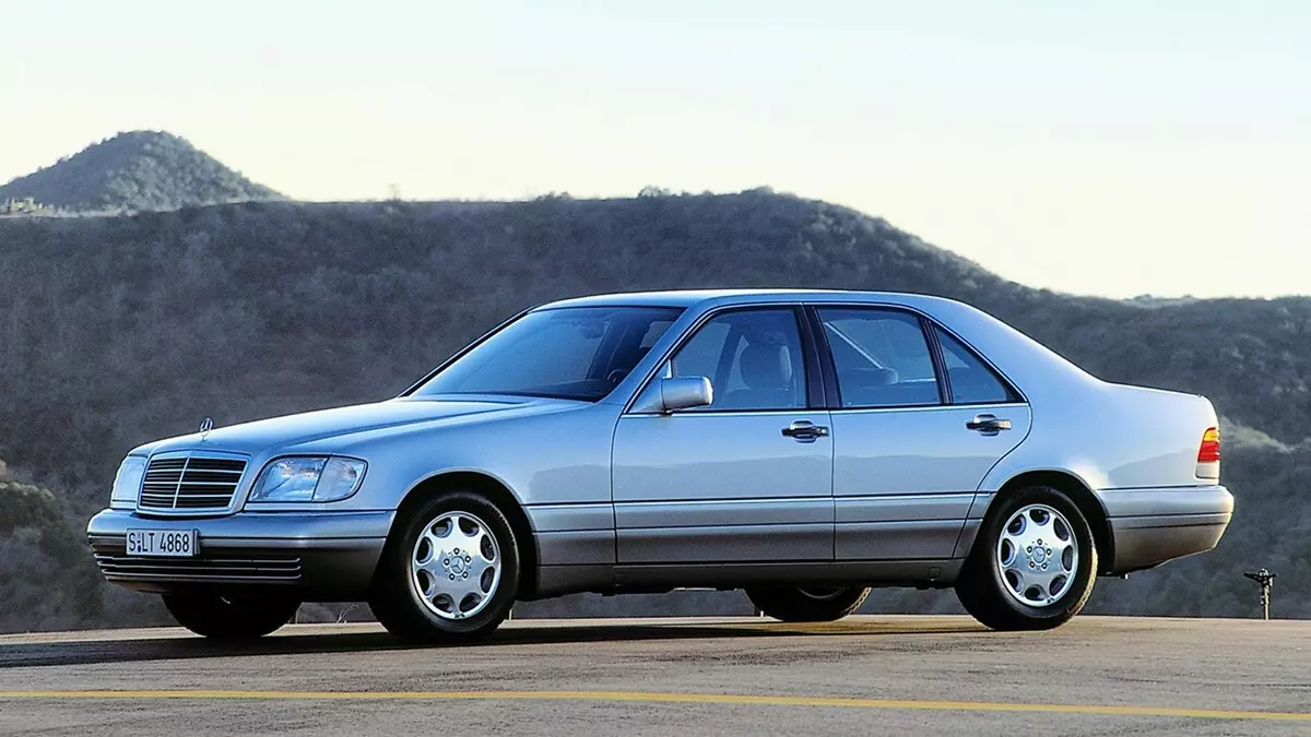A cikin hoto: Mercedes-Benz S280 (W140) `1994-96