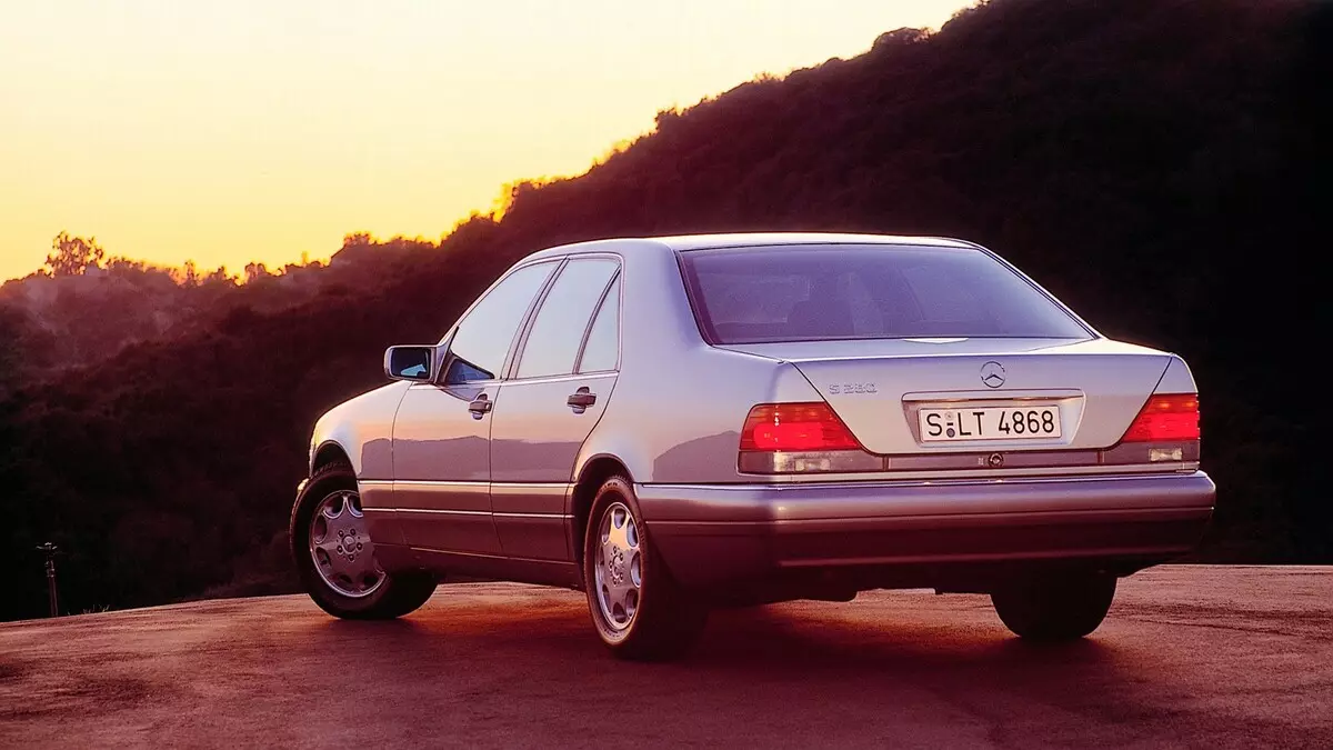 A cikin hoto: Mercedes-Benz S280 (W140) `1994-96