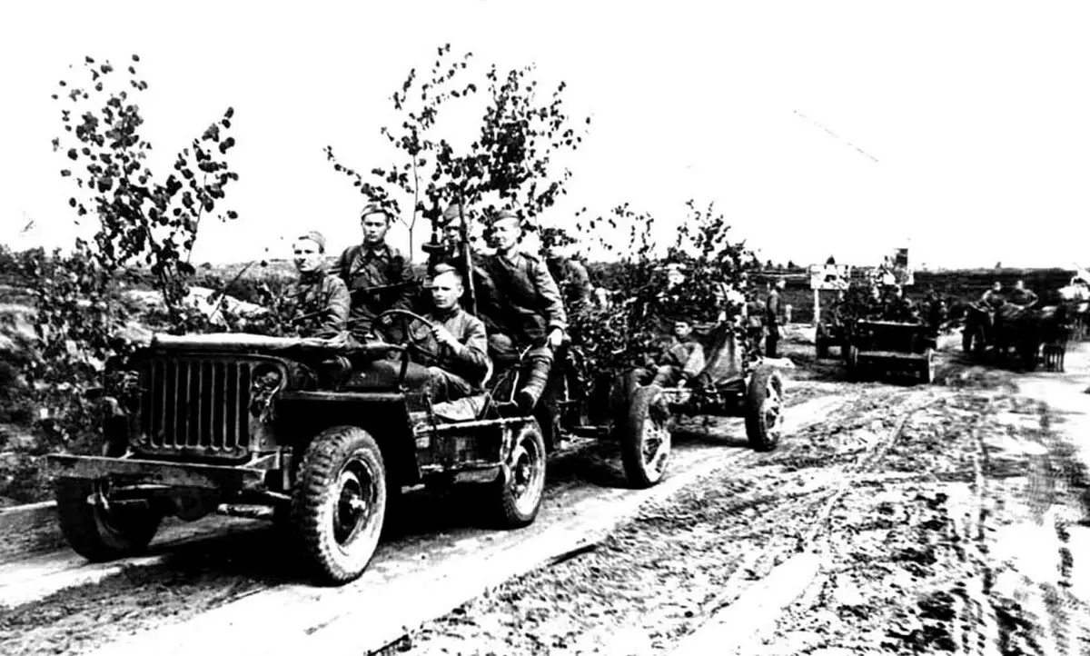 Jeeps Willys ee USSR: Miyuu ciidan casaanka ku guuleysan karaa la'aantood? 26311_30