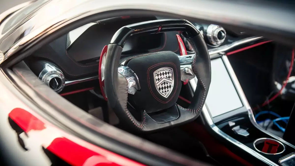 Bugatti, בואו שלום: SSC Tuatara הפך את המכונית הסדרית המהירה ביותר בעולם 26415_3