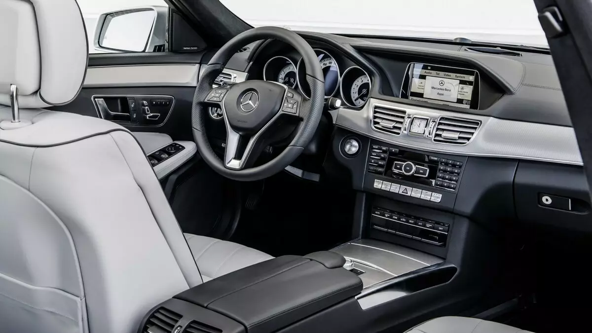 Витрати точно будуть: вибираємо Mercedes-Benz E-Class W212 з пробігом 26487_26