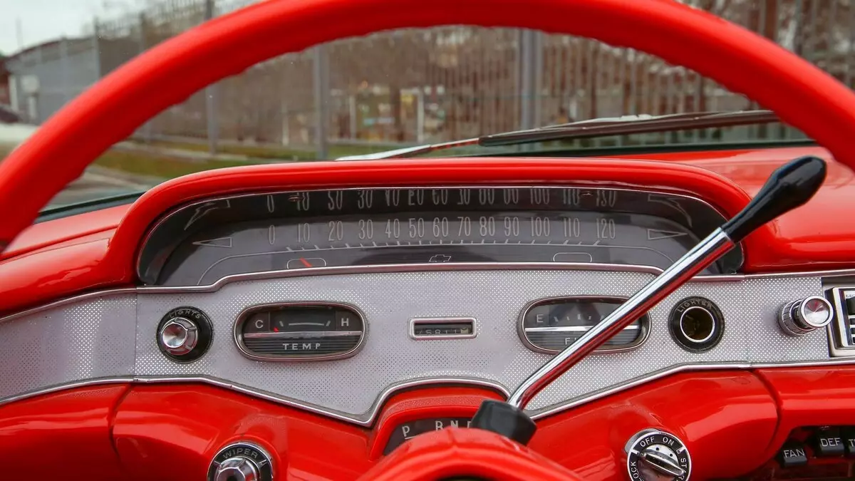 Testovací jednotka Chevrolet Impala 1958 26505_25