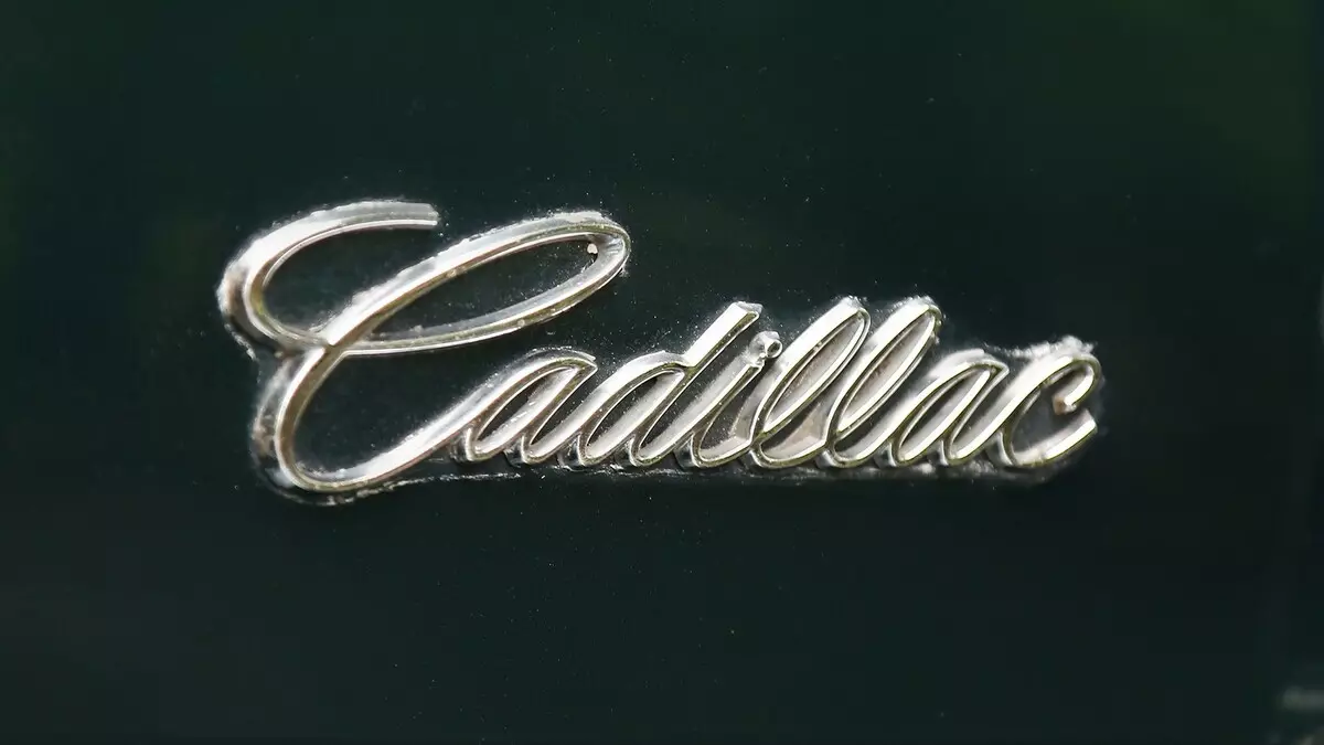 Endalite: cadillac таҷрибаи амволи амвол 26518_8