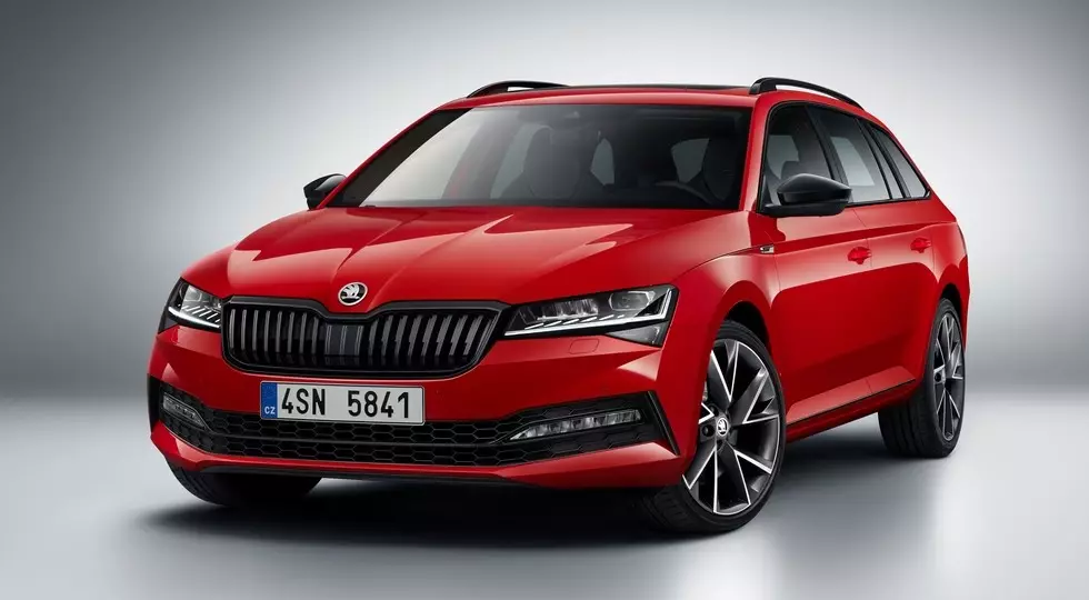 Skoda Superb οικογένεια μετά την ανανέωση του 