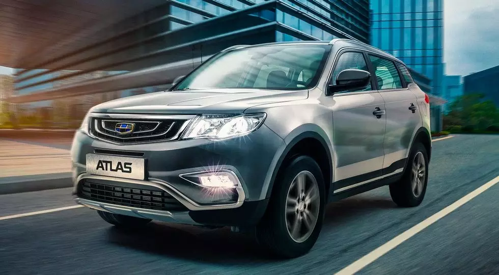 Nýtt Geely Atlas: Meira og ríkari, nú með Volvo Turbo vél. Við erum að bíða í Rússlandi 26754_14