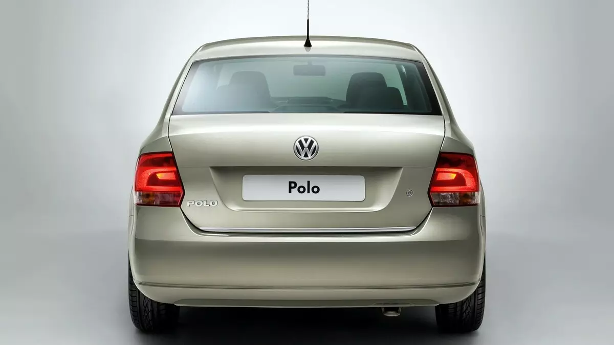 Volkswagen Polo სედანი ერთად გარბენი: საუკეთესო გერმანული საავტომობილო და არ არის ადვილი ყუთი 26786_7