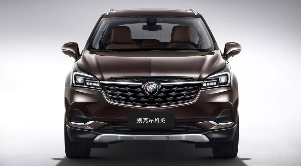 La plej populara Buick Crossover estas ĝisdatigita: ankoraŭ du motoroj, kaj ili ne estas 