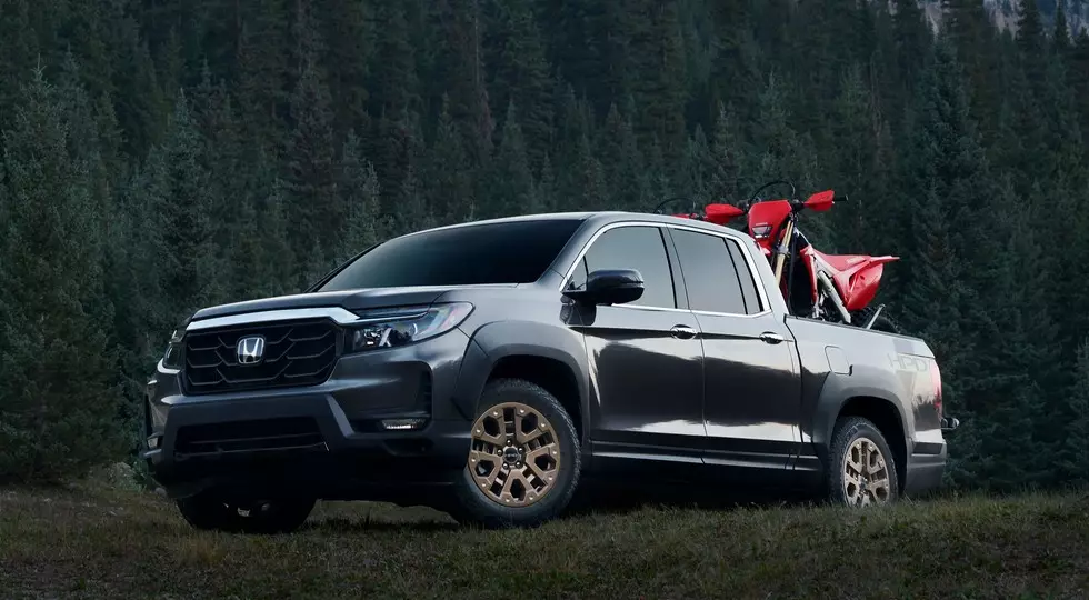 Pickup Honda Ridgeline próbuje pozbyć się obrazu krzyża: outsider segmentu stał się brutalny 26837_10