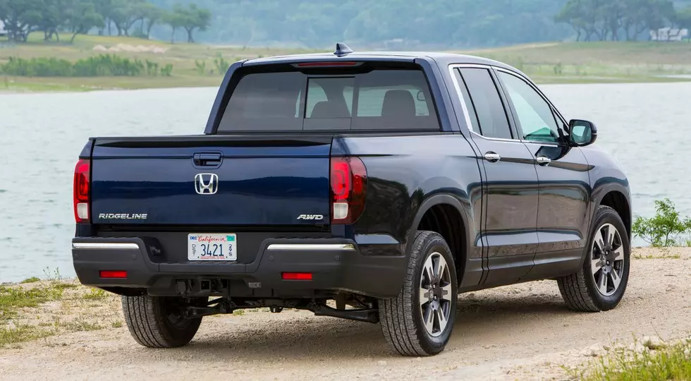 Ang Pickup Honda Ridgeline naningkamot nga makuha ang imahe sa Krus: ang dumuloong sa bahin nahimo nga brutal 26837_14