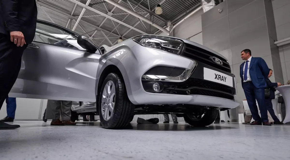 Ҳама далелҳо дар бораи Lada xray 2697_20