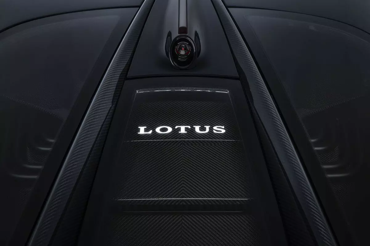 Lotus EviGa: ကမ္ဘာပေါ်ရှိအင်အားအကောင်းဆုံးကား - 2000 HP! 27860_17