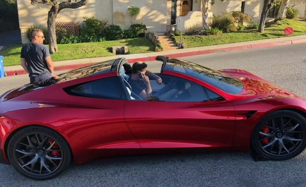 Tesla Roadster 2020 320