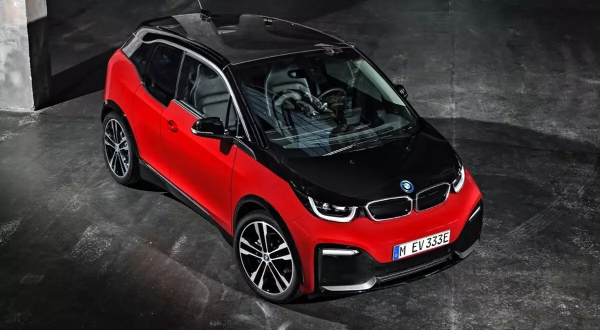 Daeth BMW i3 wedi'i ddiweddaru yn 