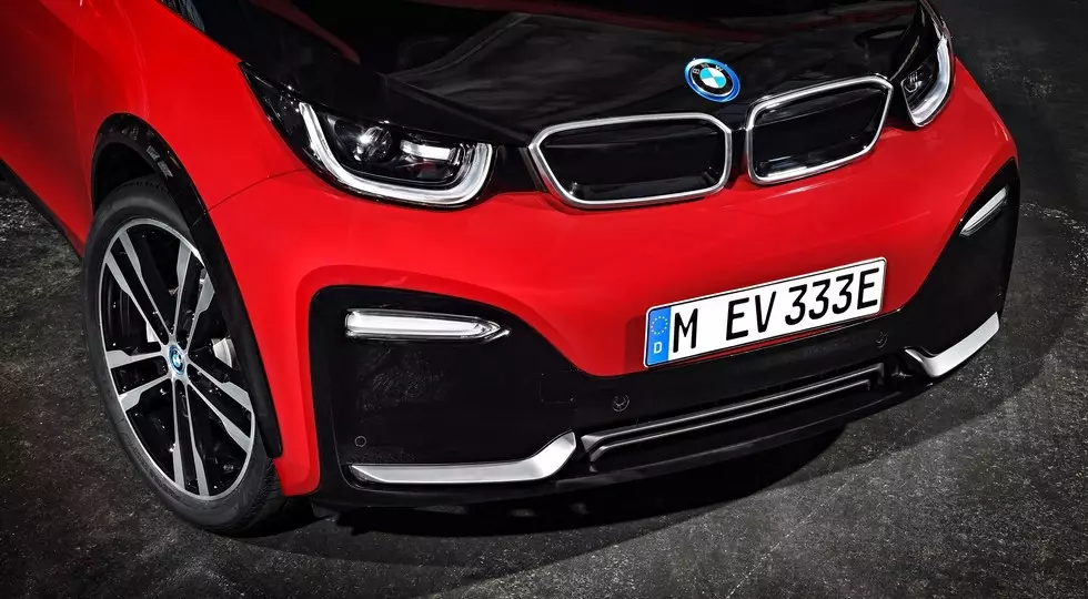 Zaktualizowano BMW I3 stał się 