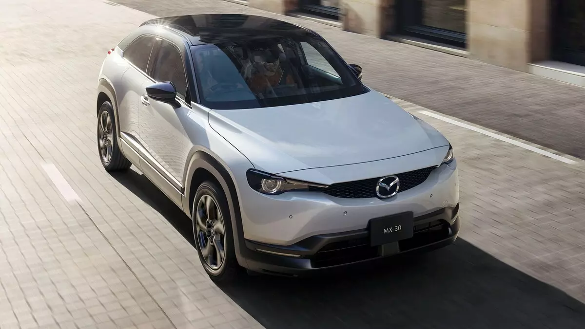 Mazda MX-30 Cross-Coupe: Сега со бензински мотор, а во 2022 - со RPD! 27970_2