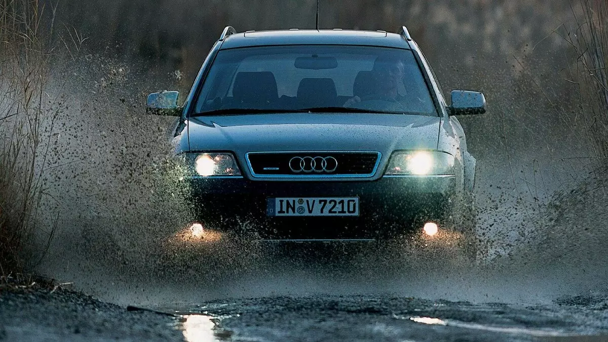 Suratda: Audi-de ähli hemmesi 2,5 TDI QTATTRO '2000-06
