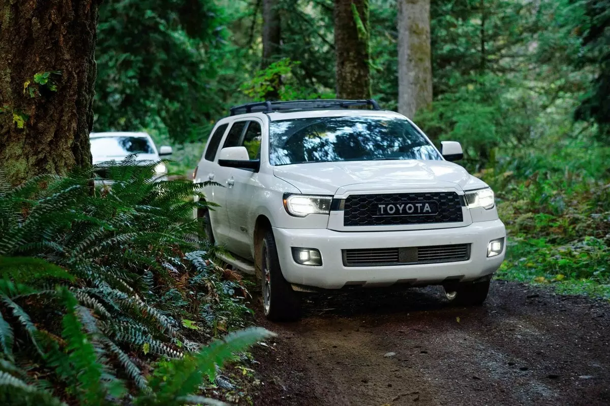 TOYOTA_SEQUOIA_TRD_PRO_15.