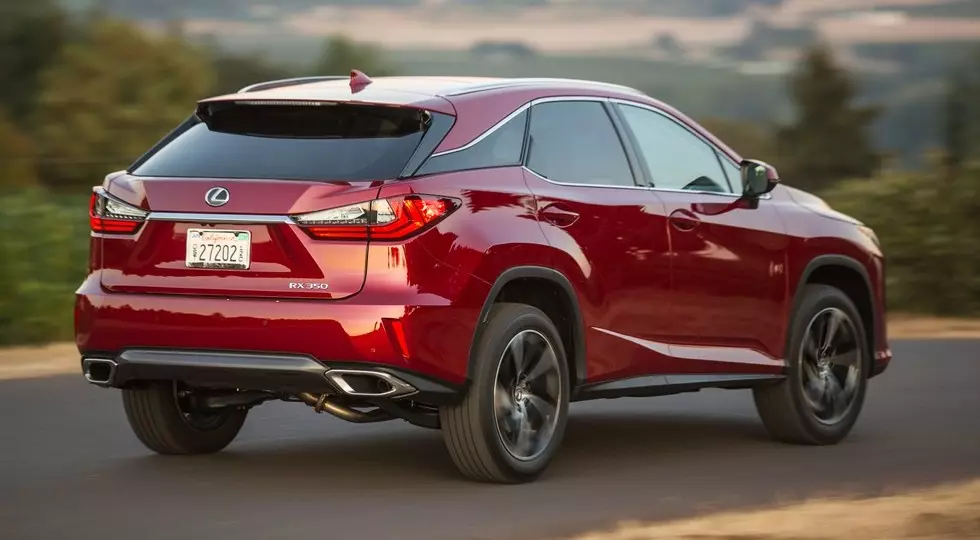 Is féidir le Seacht Lexus Rx tús a chur leis an bhfómhar seo 28047_2