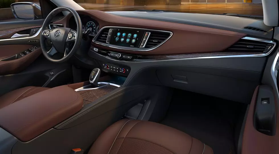 Buick Enianve Crossover sau khi Restyling đã trở nên gần gũi hơn với anh trai Trung Quốc 28075_7