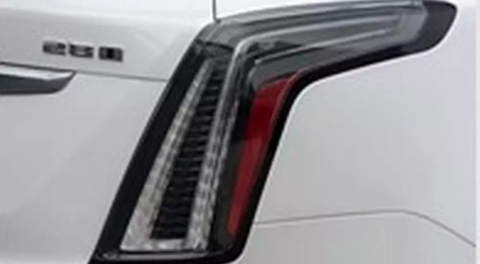 Bağlı Cadillac XT5, gənc xaç XT4-dən 