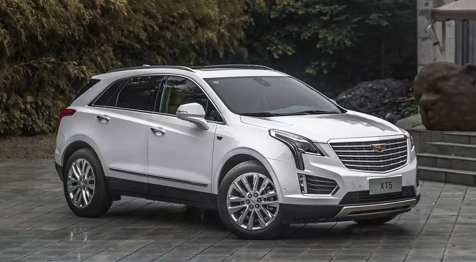 Crossover Cadillac XT5 je postal hibrid 28237_3