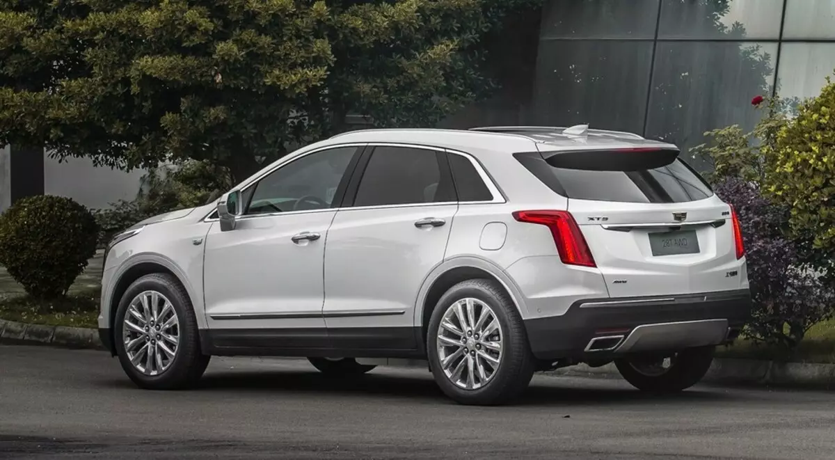 Crossover Cadillac XT5 je postal hibrid 28237_4