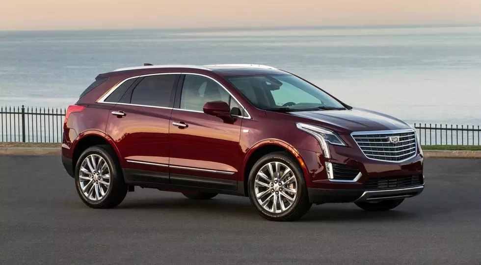 GM ga-abawanye wepụta cadillac гT5 n'ihi nnukwu achọrọ maka ihe nlereanya 28241_1